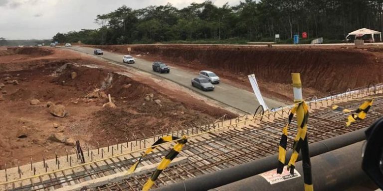 Di Balik Aspal Mulus: Mengupas Metode Pembangunan Jalan