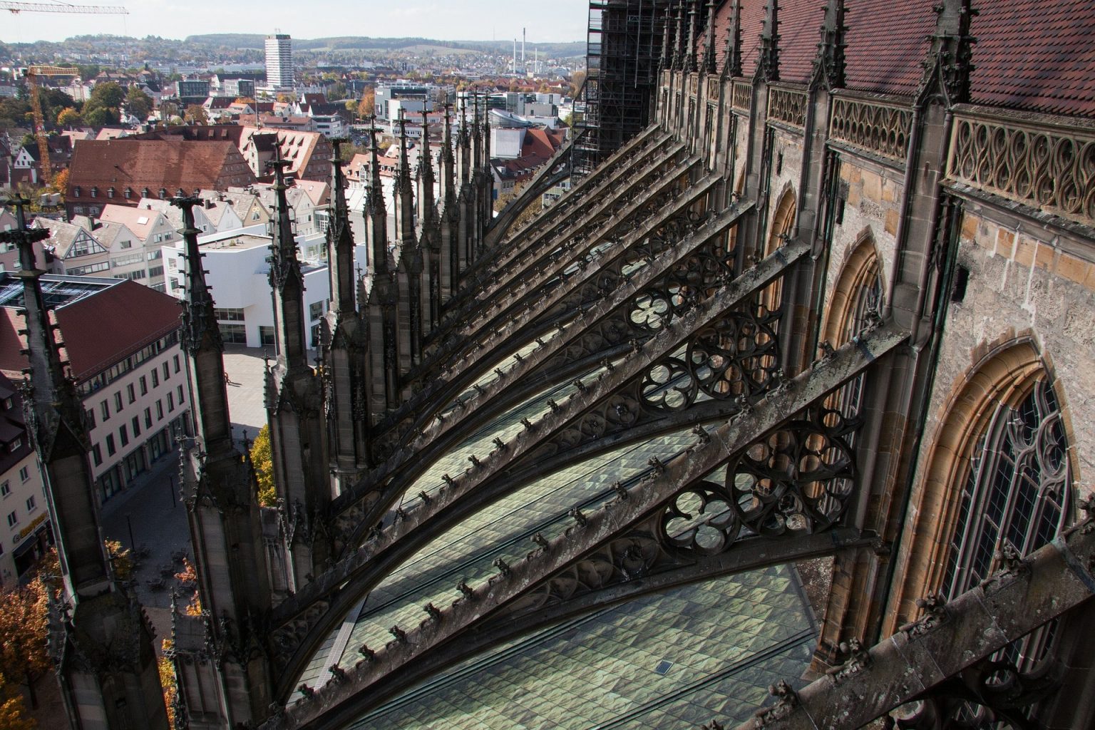 Flying Buttress Struktur Penopang Ikonik Arsitektur Gotik — INCA ...